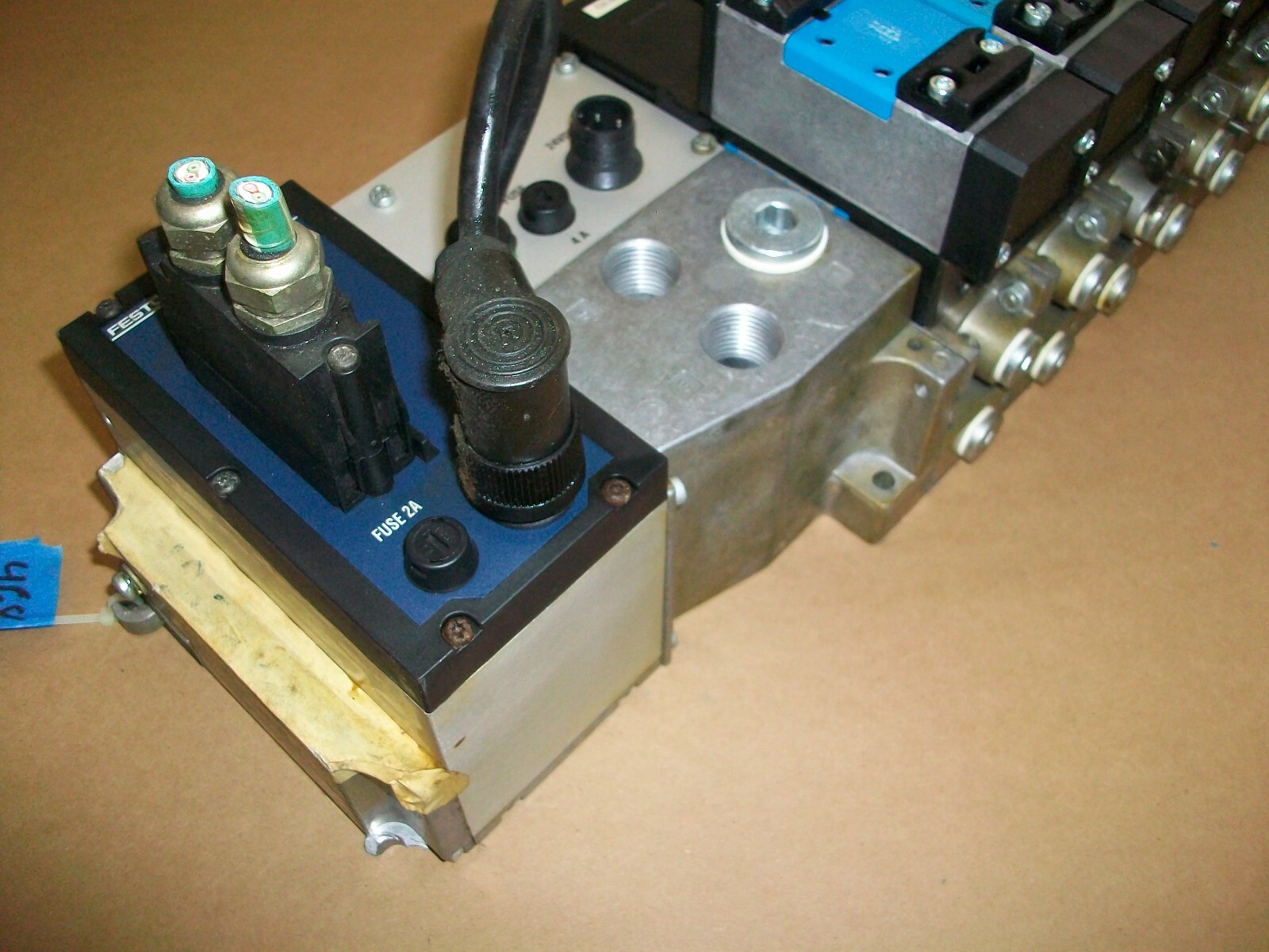 Festo Profibus Pneumatic Solenoid Valve Stack IFB13-30 VIGP-04-FB-D-1 ...