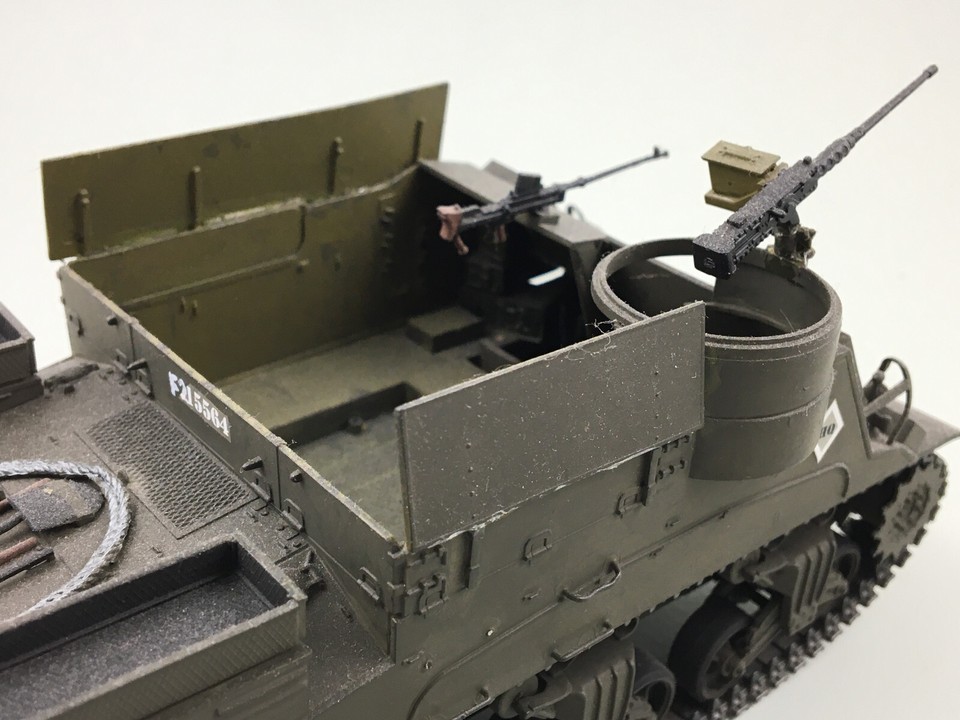 Built 1/35 Scale Painted USA armoured personnel carrier Kangaroo ...