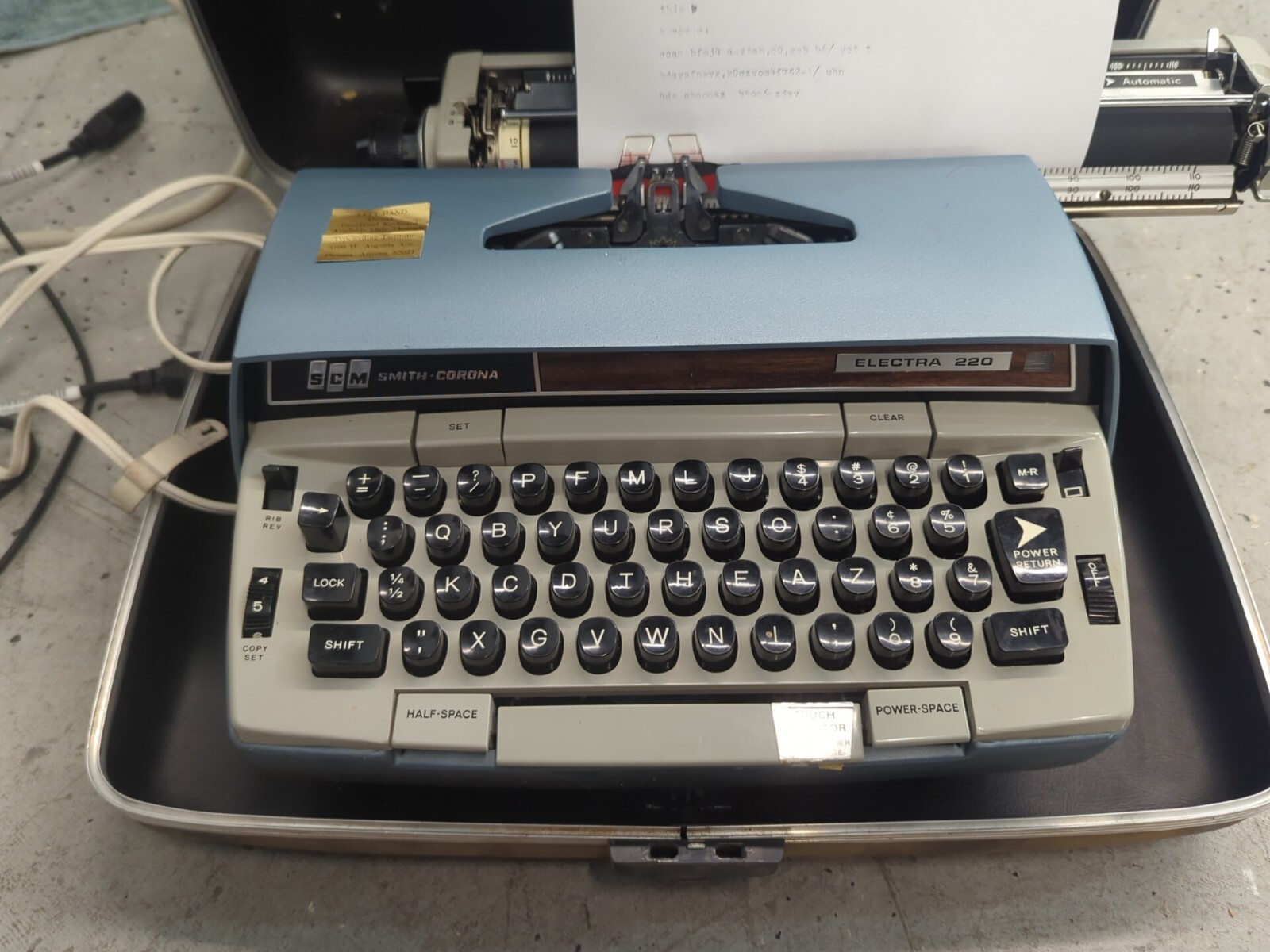 Vintage SCM Smith Corona Electra 220 Automatic Electric Typewriter ...