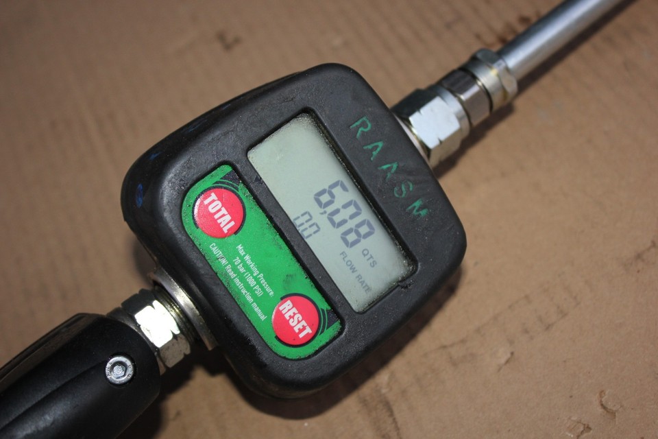 Raasm Oil Flow Meter Delivery Gun Power Supply 2x1.5V AAA Mod D.V 1/2 ...