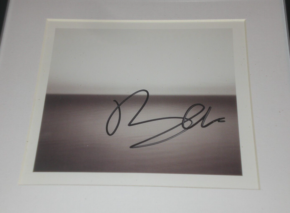 BONO SIGNED & FRAMED U2 NO LINE ON THE HORIZON AWESOME CD DISPLAY ...