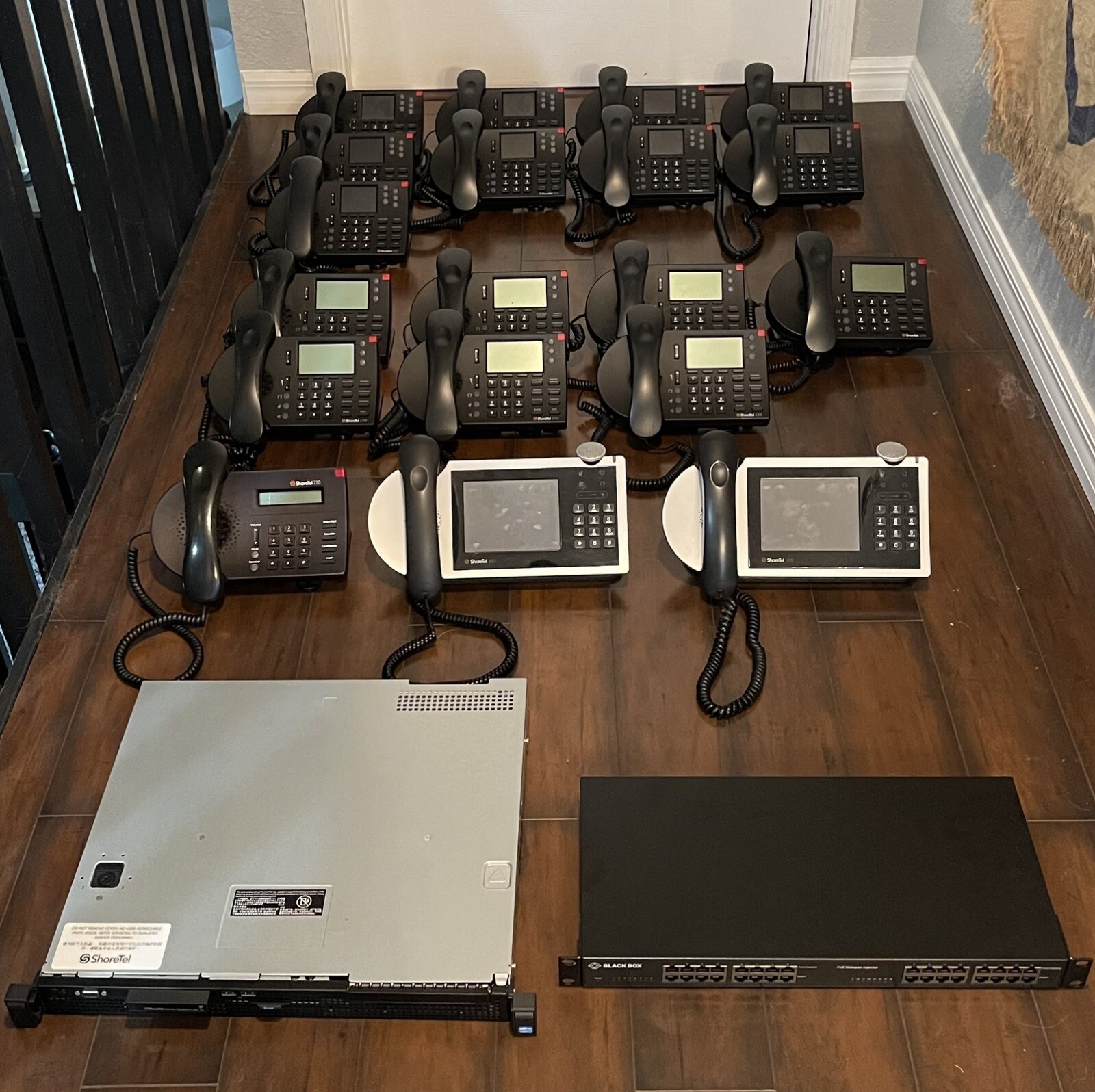 Shortel Lot of 19 Phones/Server - IP 655 IP265 IP230 IP210 & Shoretel ...