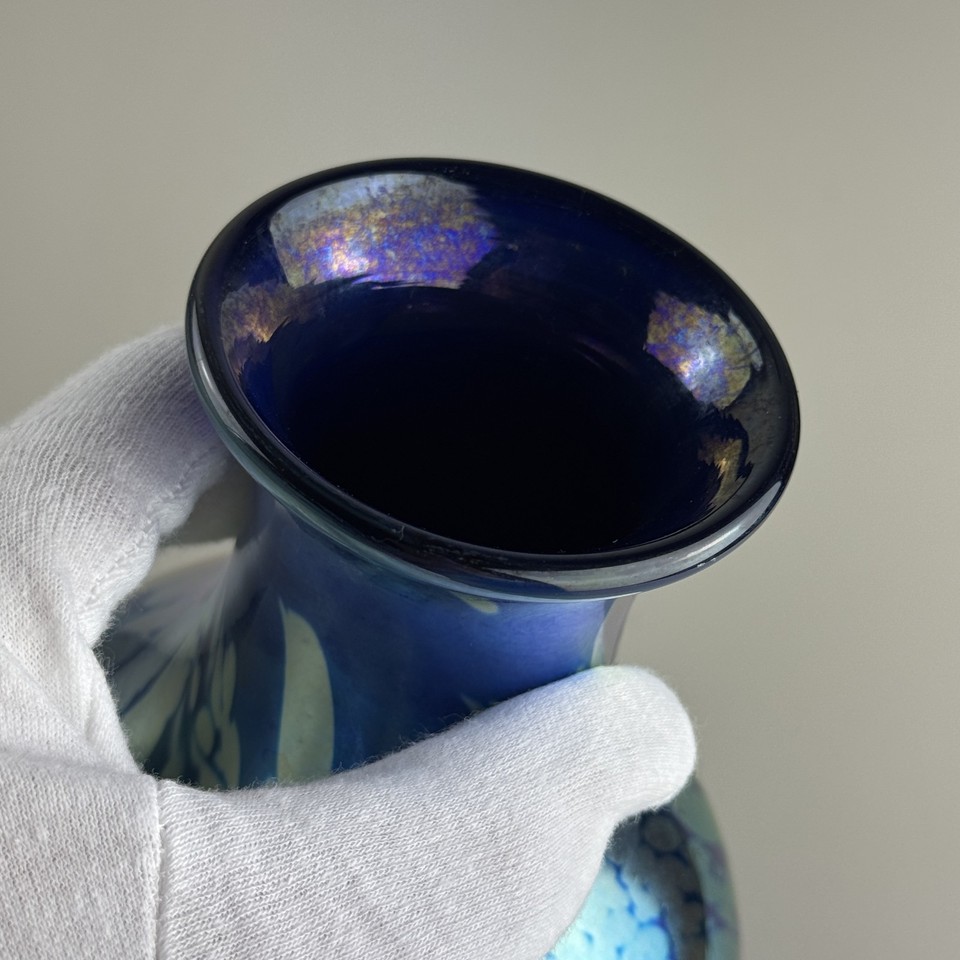 Vintage Signed Tim Murray Hand Blown Iridescent Blue Art Deco Glass Bud ...