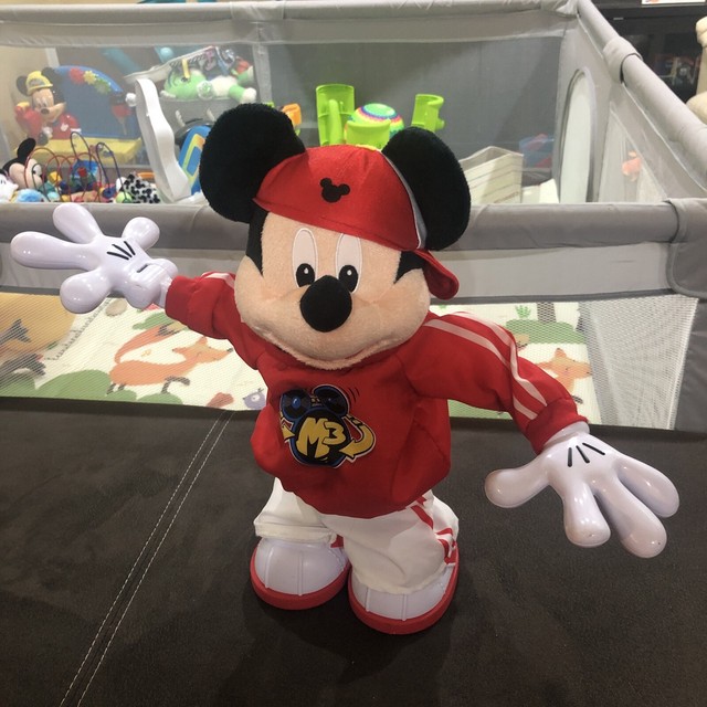 M3 Master Moves Mickey Mouse Disney Dancing Talking Interactive Doll ...