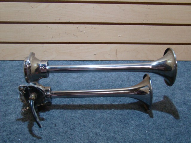 Grover RV Dual Air Horns | USED | Grover Products