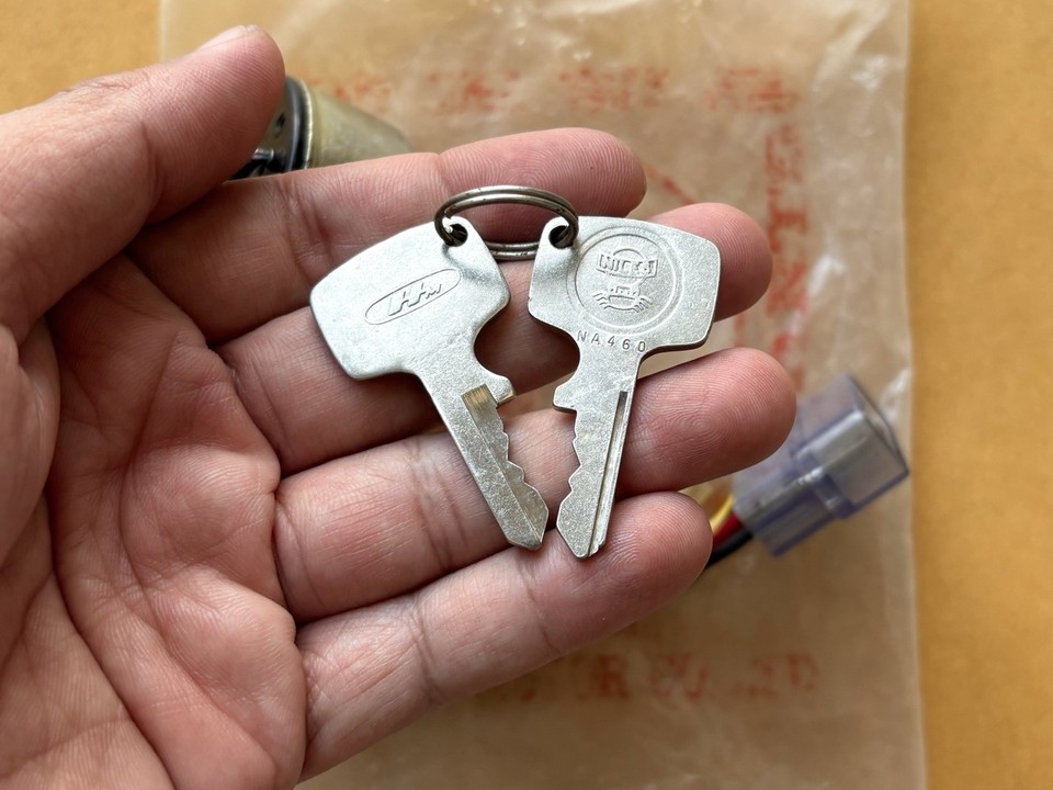 NOS HONDA DREAM C72 CA77 C77 C78 CS72 CS77 C95 CA95 IGNITION SWITCH 6 ...