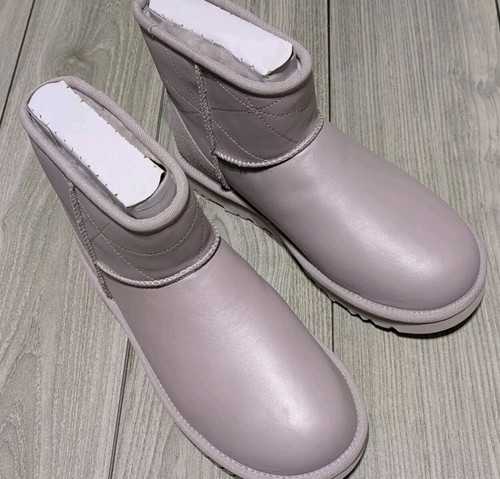 Rare! Model UGG Classic Mini Quilted Pearlized BOOT! Sz 8 Color Is Pale ...