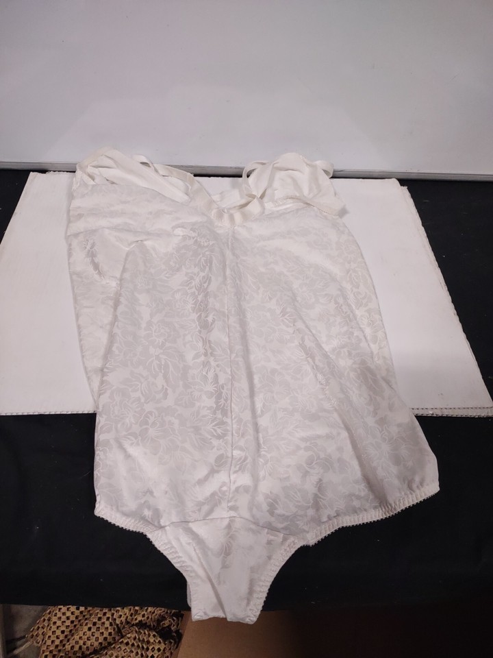 Vtg NOS Crown-Ette Style 1375 Body Briefer shapewear White B-DD 42-48 ...