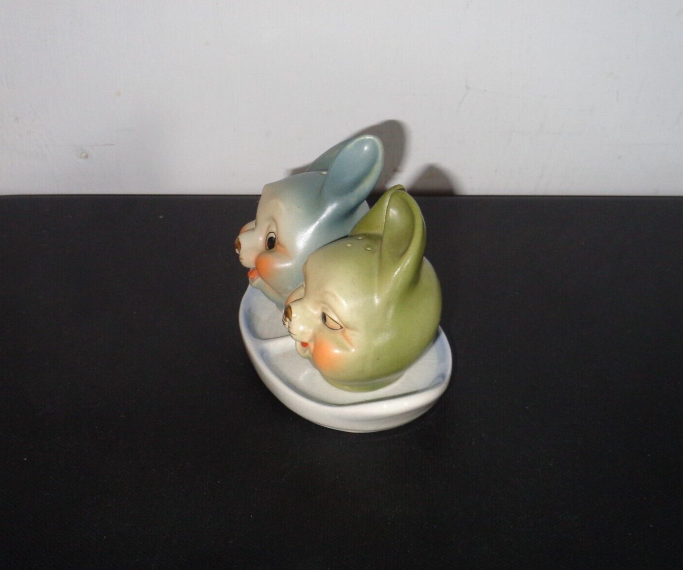 Rare vtg ceramic HUMMEL GOEBEL salt & pepper shakers shaped as rabbit ...
