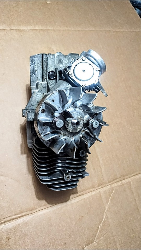 Homelite Textron Chainsaw, engine block untested. for parts or repair ...