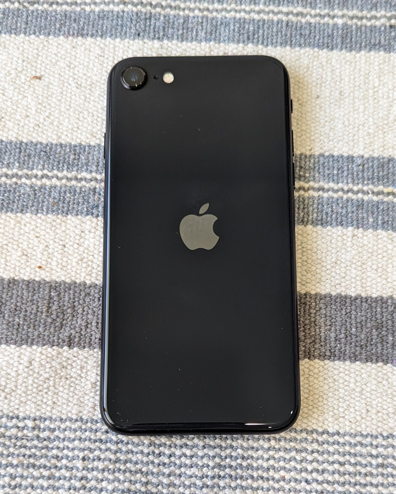 Apple iPhone SE 2nd Gen. - 64GB - Black (Unlocked) A2275 (CDMA + GSM ...