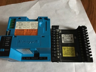 HONEYWELL RM7895 C 1012 BURNER CONTROL RM7895C1012,W/ Q7800A1005 BASE ...