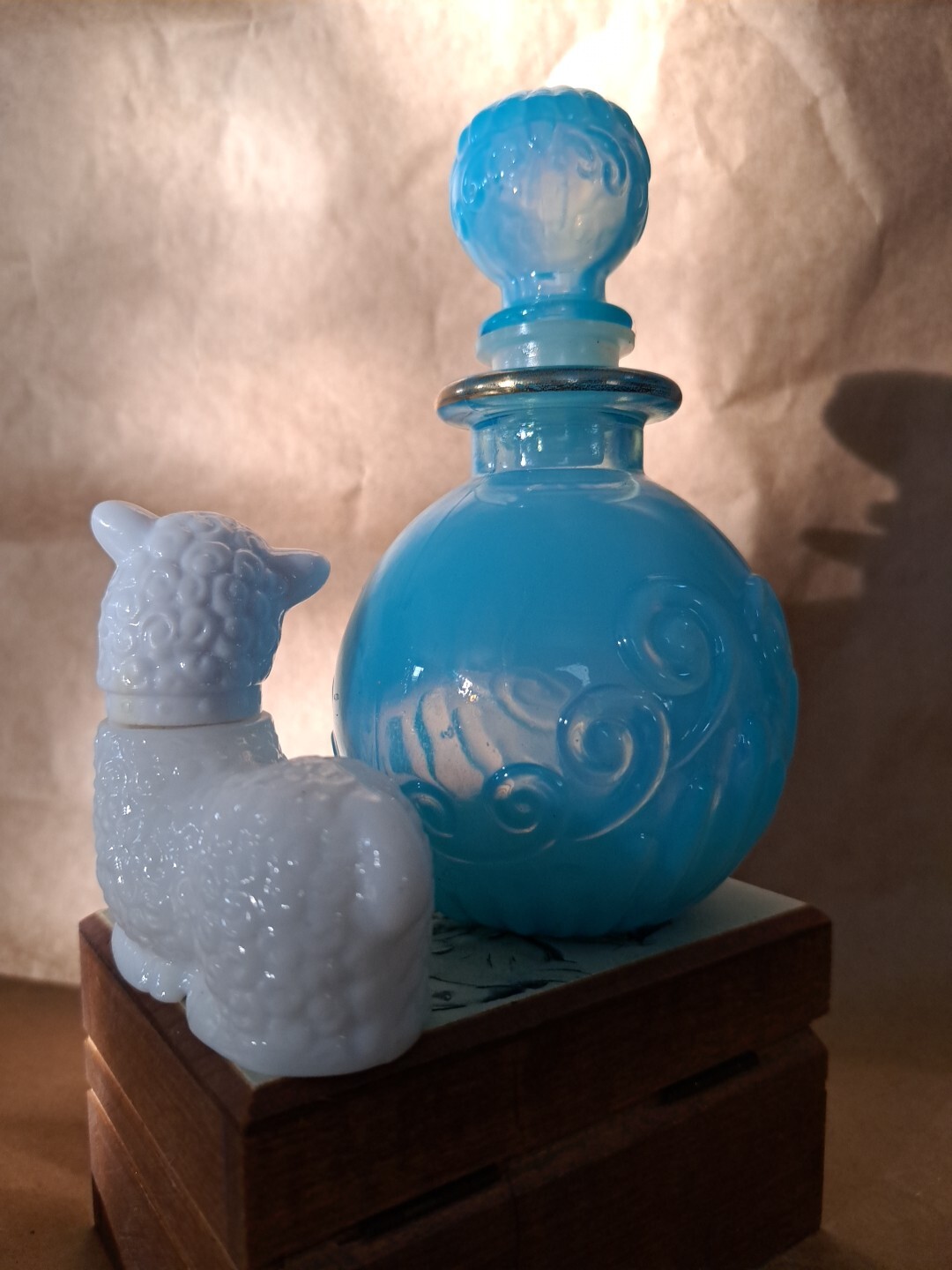 Avon Bristol Blue Moonwind 5 oz Cologne Opaline Glass Decant Lamb ...