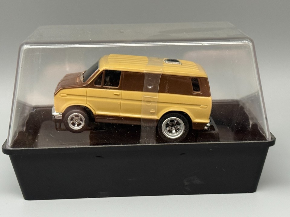 Aurora AFX Magnatraction HO Slot Car FORD STREET VAN, Tan/Brown #1943 ...