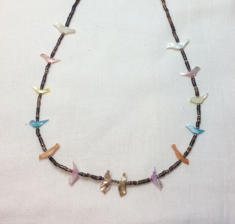 HANDCARVED Colorful Mother of Pearl BIRDS NECKLACE Beautiful w/ Heishi ...