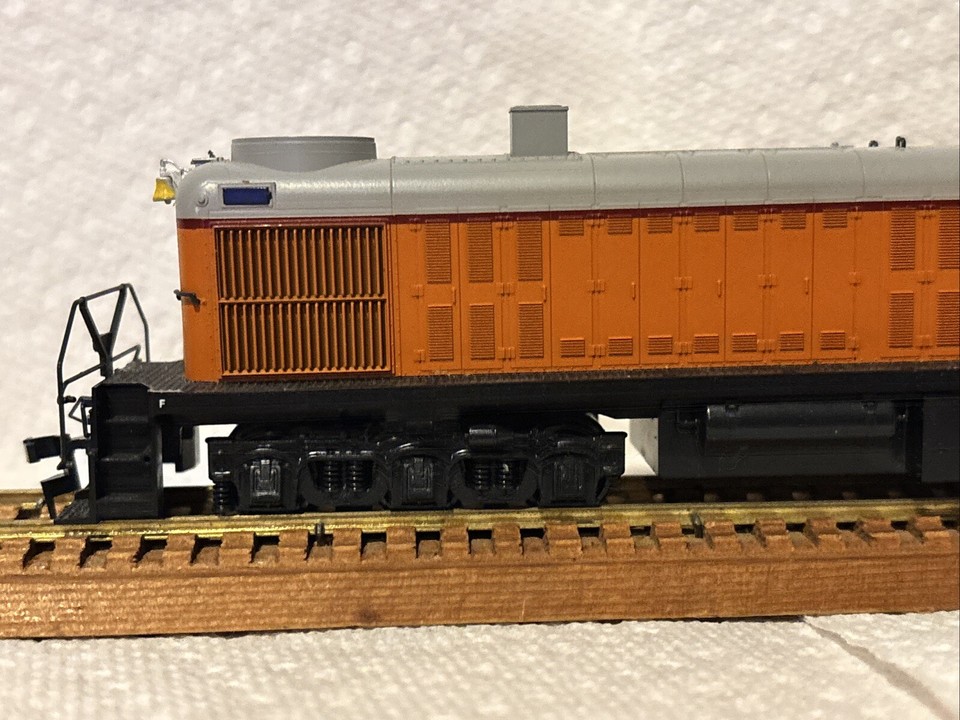 HO Kato Alco RSC-2 Milwaukee Road No Number. Item 37-2603. DCC Ready ...