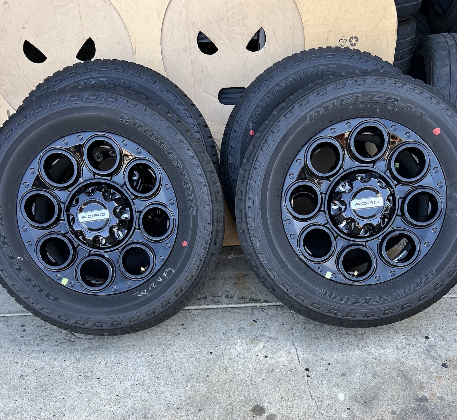 20" Ford F-250 F-350 F250 F350 OEM BlackTREMOR LIMITED Wheels Rims ...