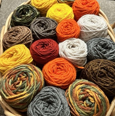 14 Ounces Of Yarn Scrap Lot. Random Assortment Skeins READ DISCRIPTION ...