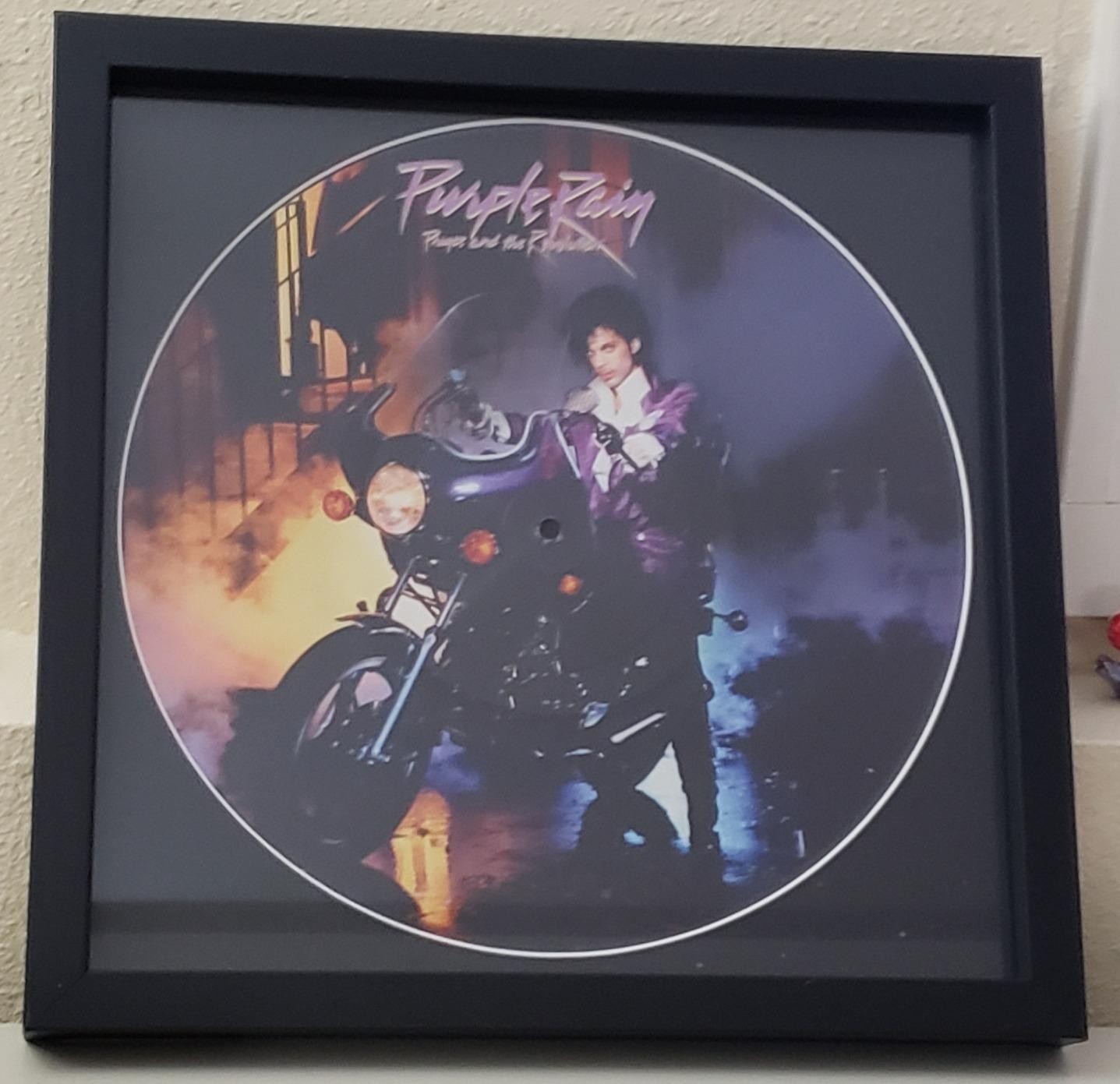 Creative Picture Frames- LP Vinyl Record Album Frame Display with LP ...