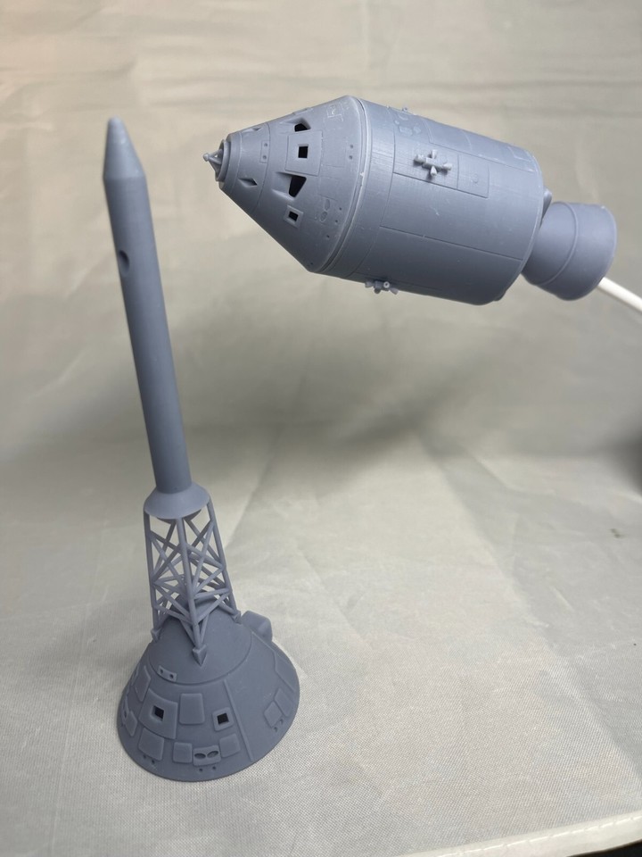 Highly detailed 1/96 scale Saturn V Command Module stack - 3D resin ...