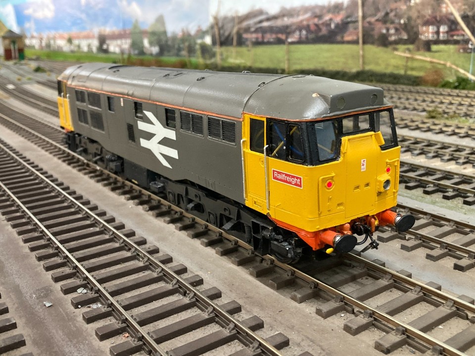 KIT BUILT O GAUGE Class 31 BR Railfreight Grey with DCC | eBay UK