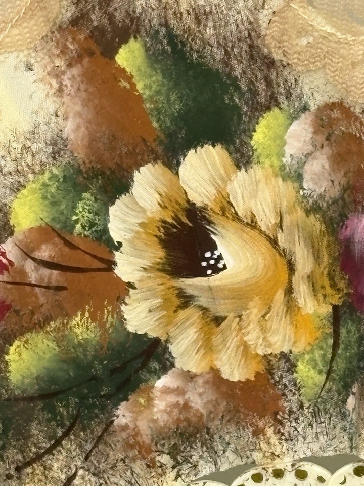 ANTIQUE STYLE FOLDING HAND FAN (420) | eBay