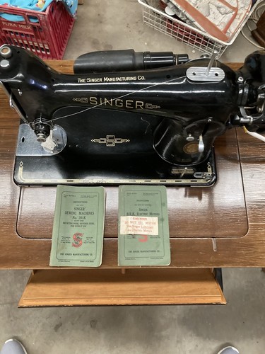 Vintage Singer Sewing Machine 1952 | eBay