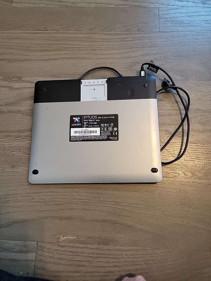 Wacom Intuos CTH-480 Small Creative Touch Tablet No PEN | eBay