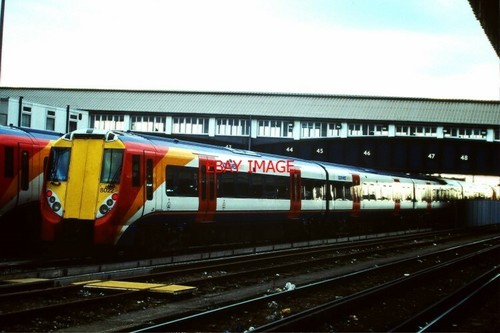 PHOTO CLASS 458 JUNIPER EMU NO 458002 EMERGING OUT OF THE CARRIAGE ...