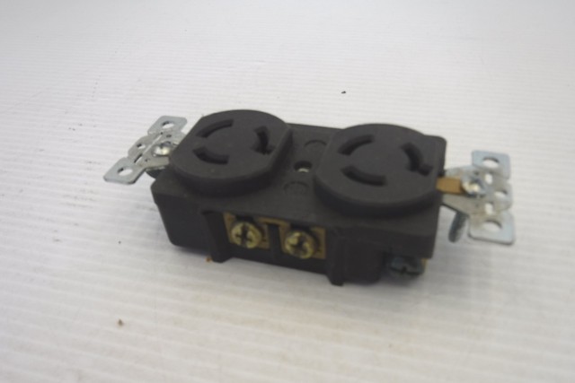 Arrow Hart NEMA L6-15r Twist- Lock Duplex Receptacle 15a 250v for sale ...