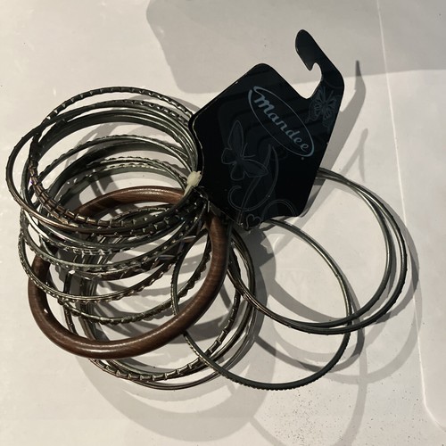 New Mandee Set of 16 assorted Bangle Bracelets | eBay