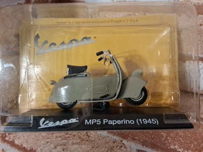 Vespa MP5 Paperino 1945 Brown Vespa Collection 1-18 scale New in ...