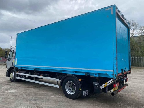 RENAULT D18-250 *EURO 6* 18 TONNE DEMOUNT BOX VAN 2017 - FN67 XYB | eBay UK
