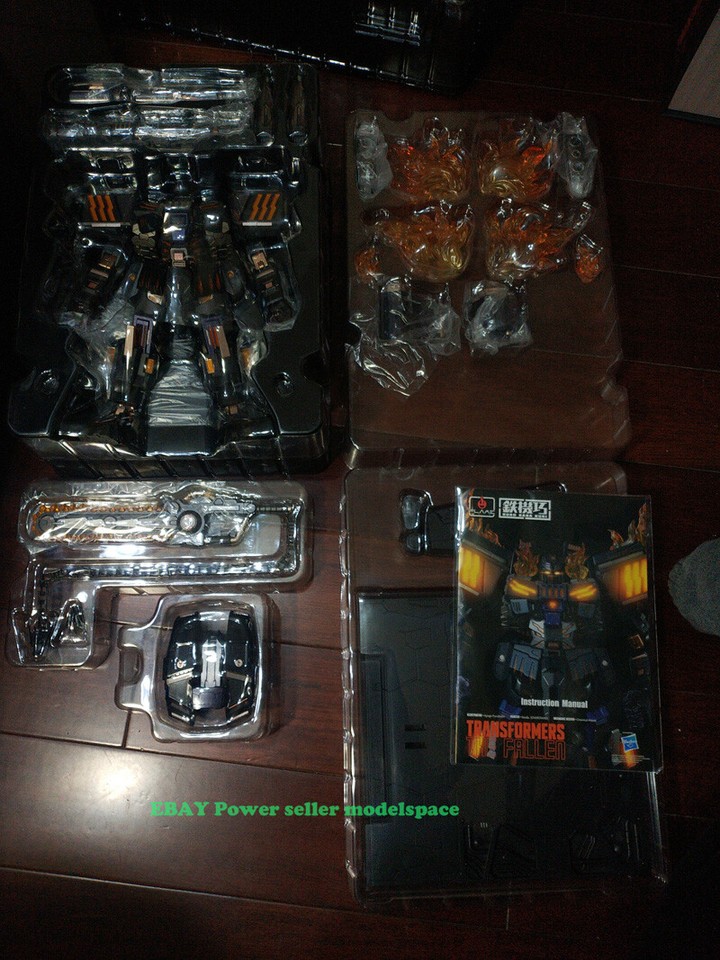 Flame Toys Transformation Kuro Kara Kuri The Fallen Action Figure IN ...