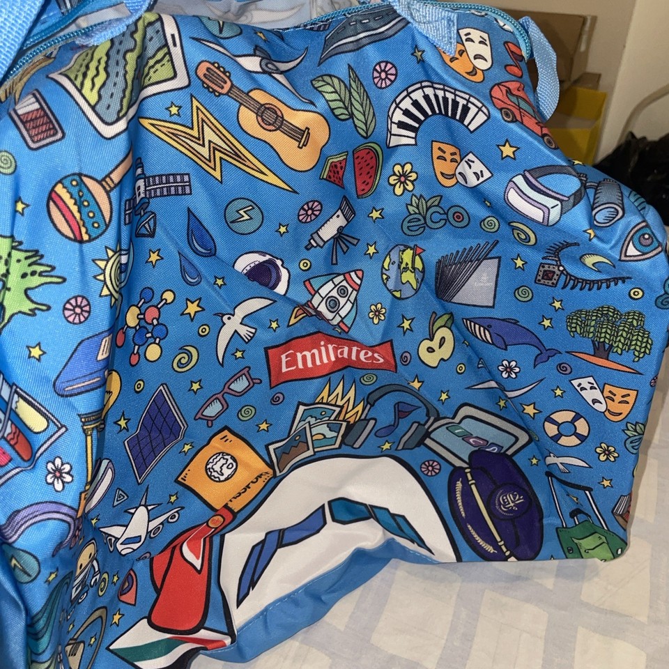 Emirates Airlines Kids Duffle Bag New Sealed with Tags Travel Bag Blue ...