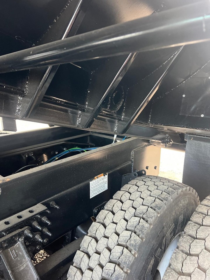 NEW 18' ELLIPTICAL DUMP BODY HARDOX AR500 1/4 GAUGE PNEUMATIC TAILGATE ...