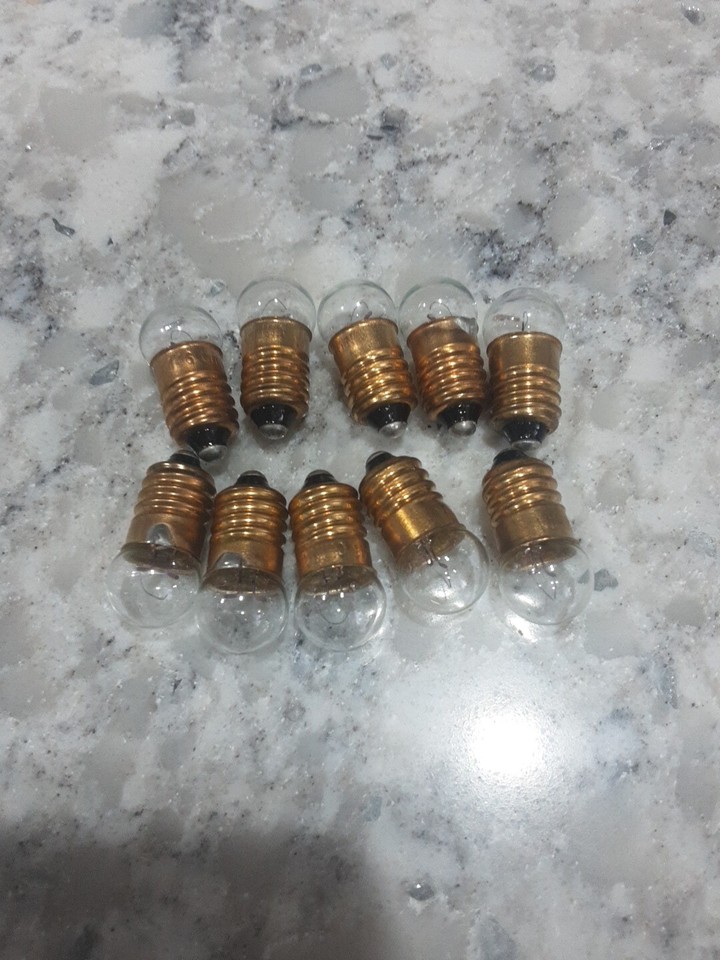 set of 10 Lionel train bulbs 1446 small globe G3 1/2 screw 12.0v .2A | eBay