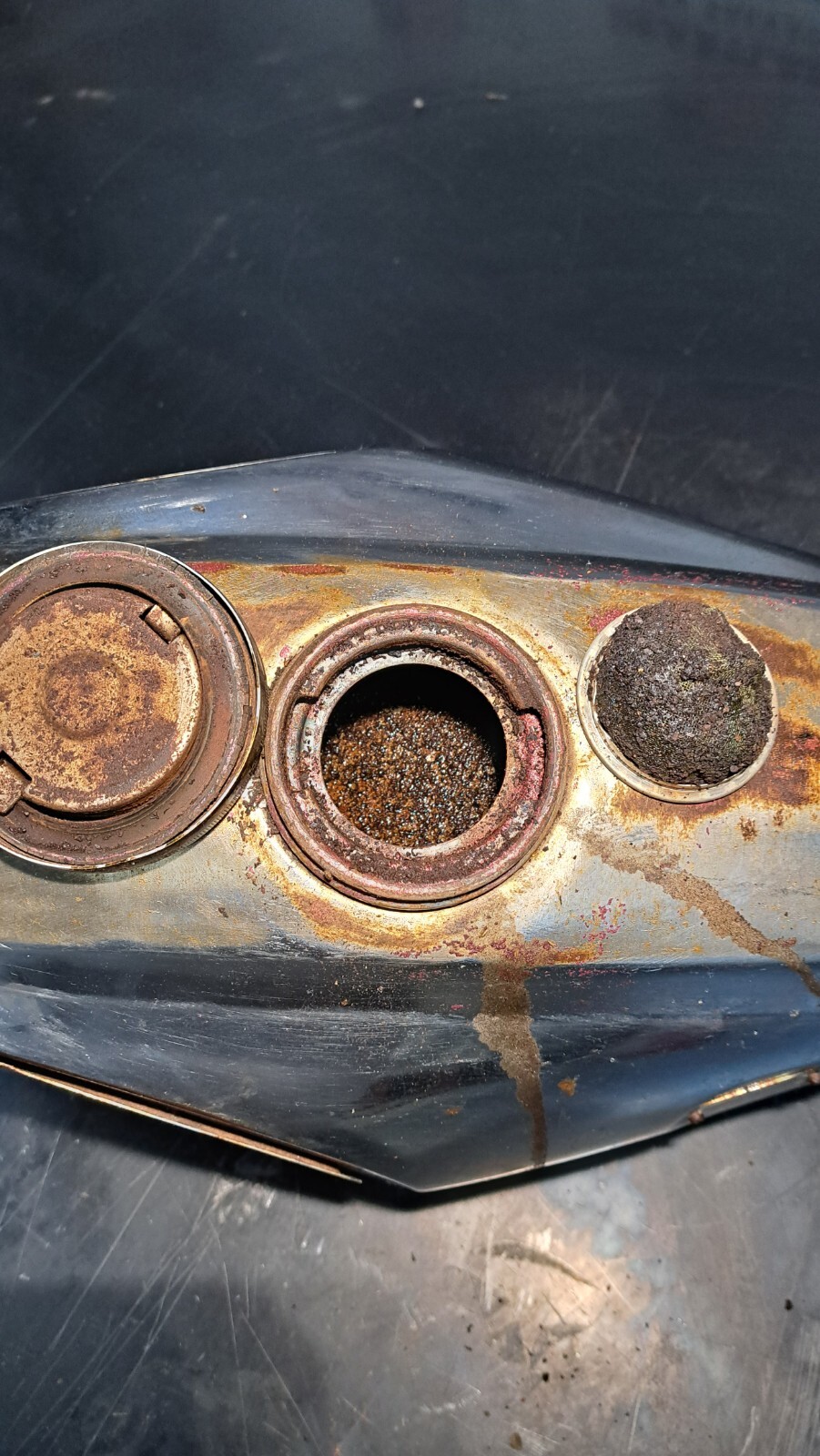 Bridgestone Fuel Tank BT/DT175 R4 4 | eBay