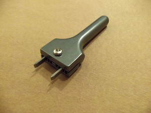 Adjustable 2 Prong Spot Setting Tool