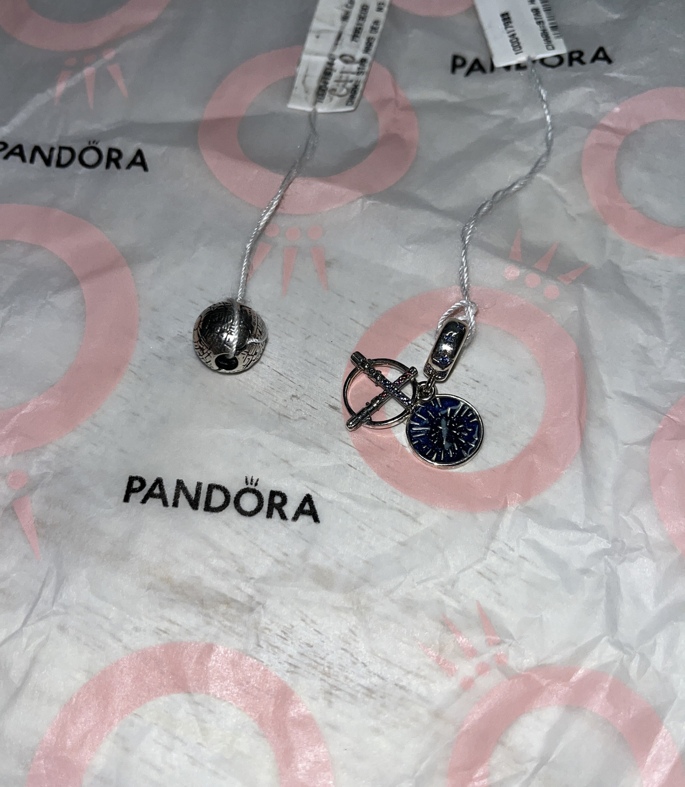 Authentic 2020 PANDORA Star Wars Lightsaber Dangle Charm 799252c01 for ...