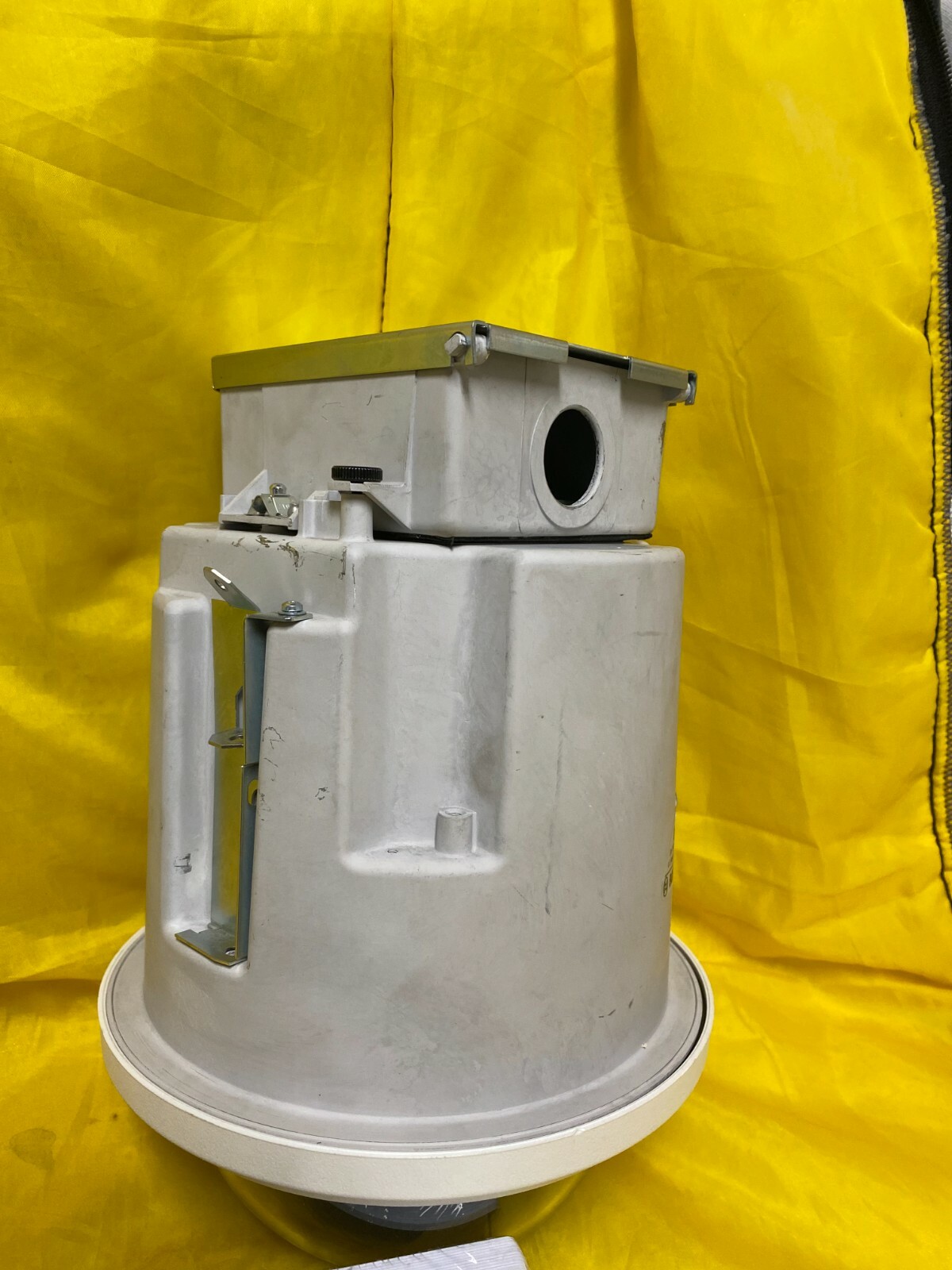 BOSCH VG4-164-CCE AUTODOME MODULAR CAMERA IN G4 CEILING HOUSING SUB ...