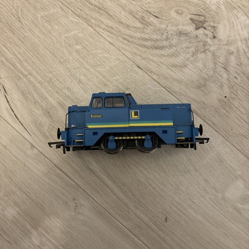 Hornby OO Gauge R3483 4WDH Sentinel Diesel Locomotive Crossley Evans No ...