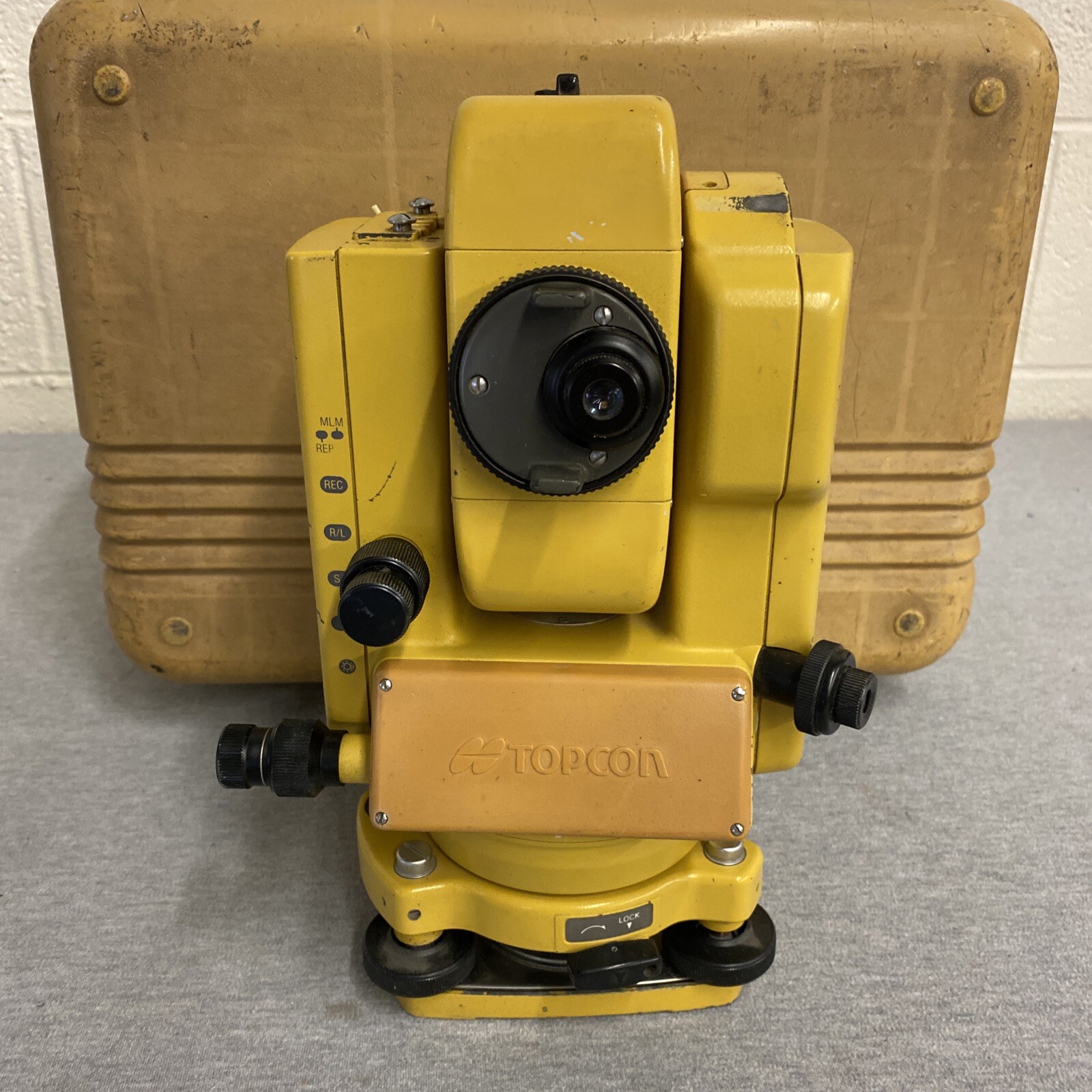 Topcon GTS 300 Total Station W/ Case (Untested, AS-IS) | eBay