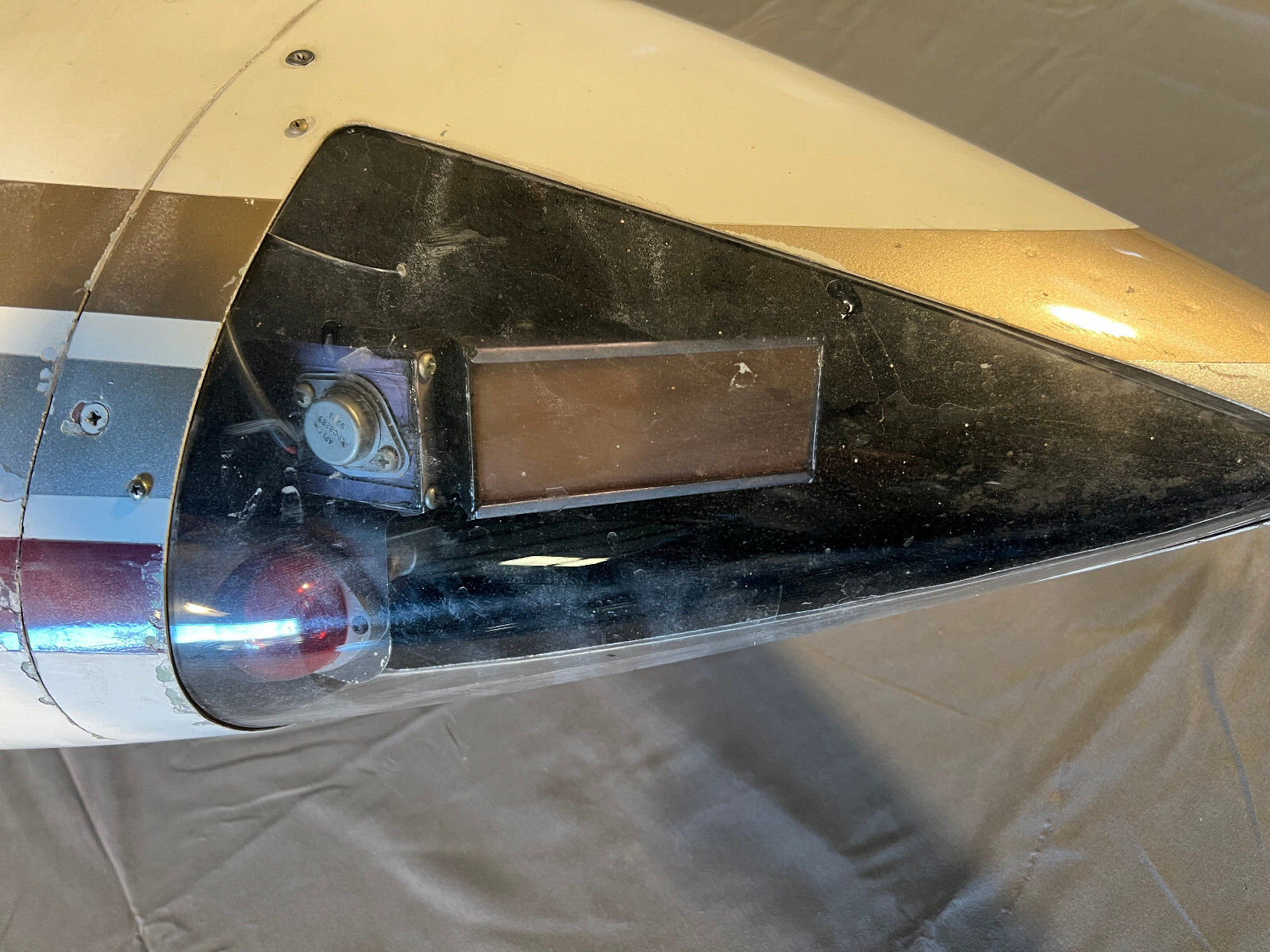 Wing Tip Fuel Tank - Left - 1975 Cessna 414 - PN 5092300-19 for sale ...