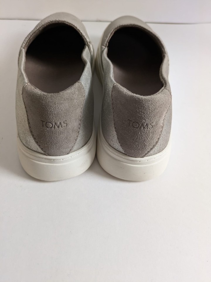 Toms women's tennis shoes, size 8 gold | eBay