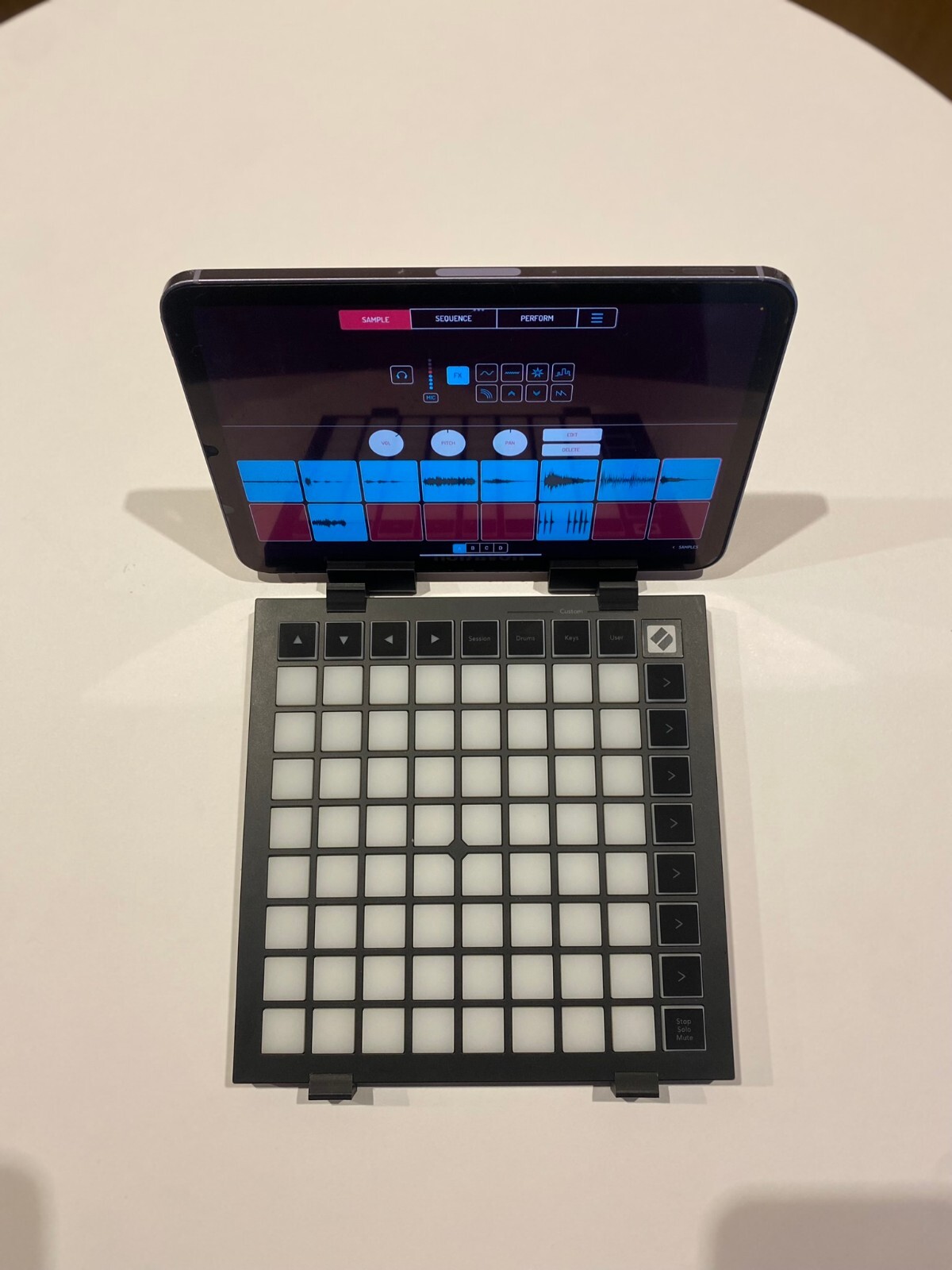 Stand Holder for Launchpad Mini MK3 Attach Your tablet IPAD ...