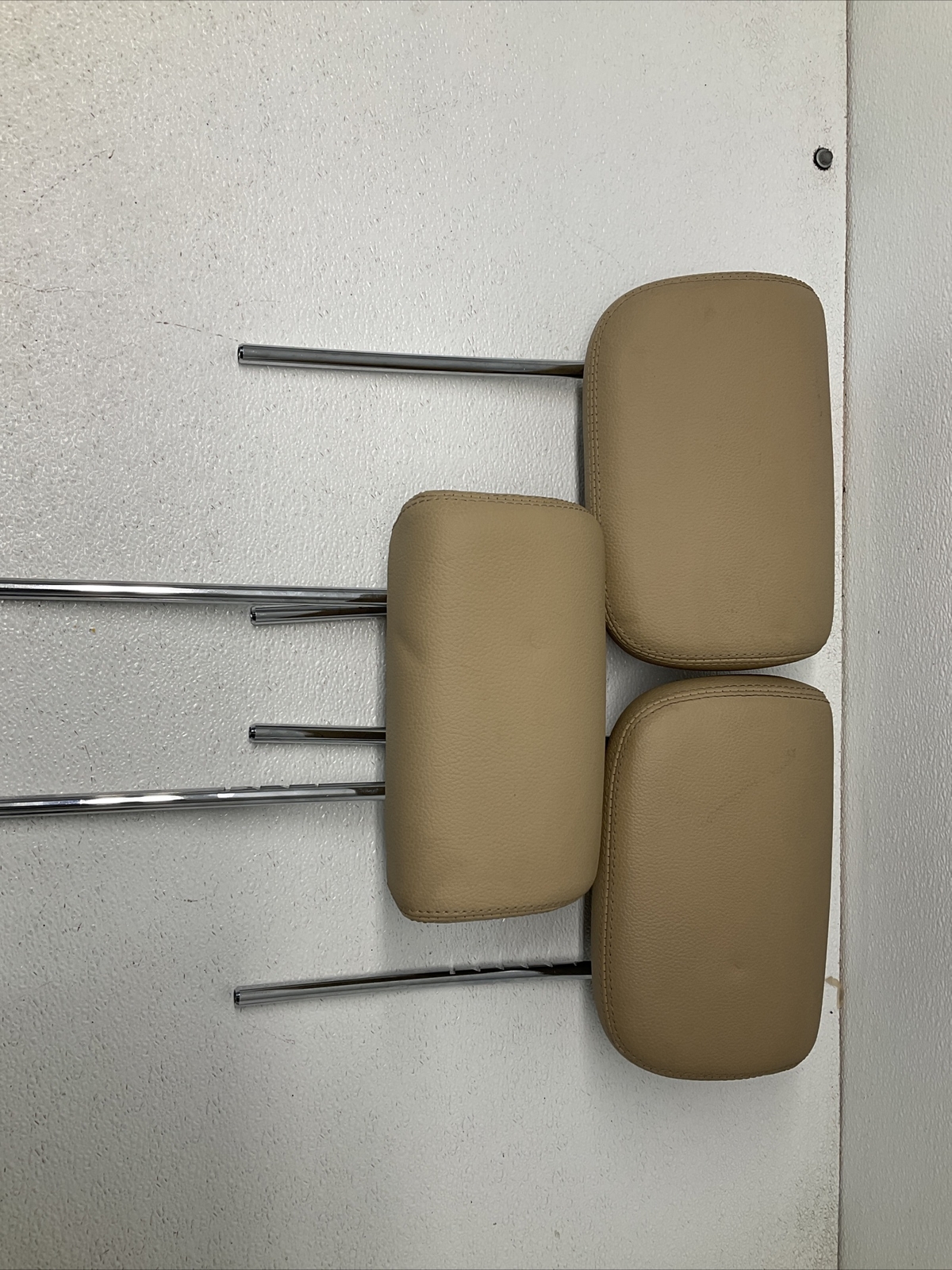 2008 MERCEDES ML350 (W164) REAR - LEFT / CENTER / RIGHT - TAN HEADREST ...