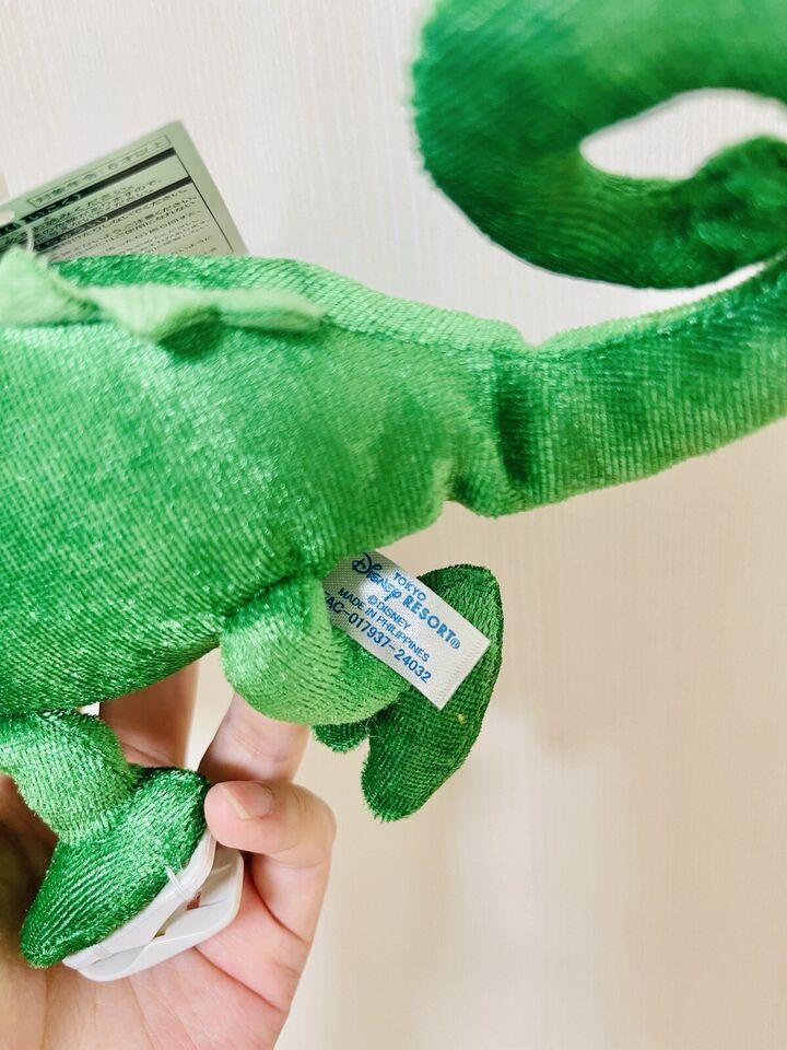 Japan Tokyo Disney Resort Tangled Pascal Plush Shoulder Doll Clips ...