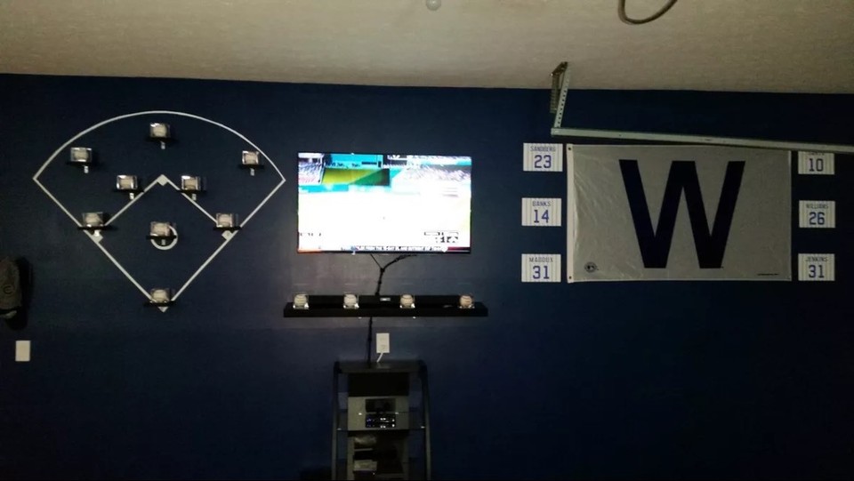 CHICAGO CUBS WRIGLEY FIELD RETIRED NUMBER WORLD SERIES CHAMP PENNANT ...