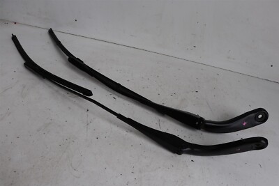 BMW M3 F80 2018 Front Windscreen Wiper Arms Pair RHD J202 | eBay Australia